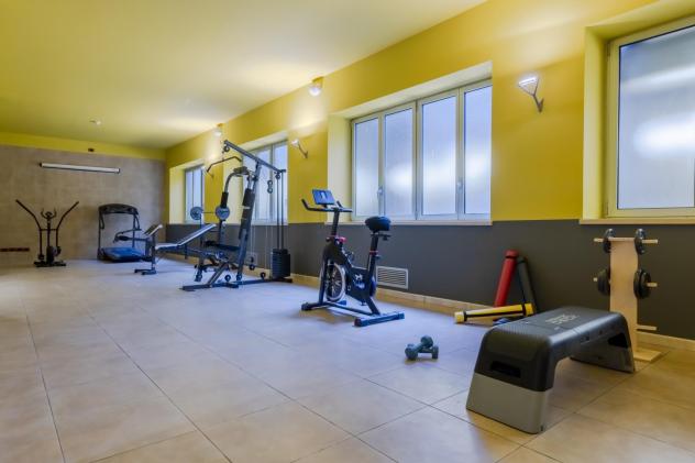 Posto letto all inclusive [TO_LNG14-A_D505] - Annunci Torino