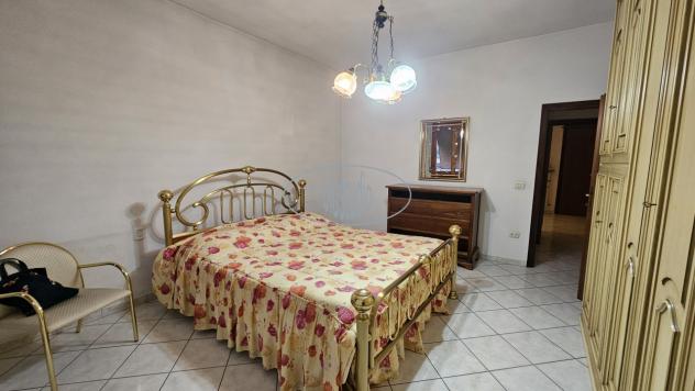 APPARTAMENTO di 4 vani e di 128 mq (FIGLINE E INCISA VALDARNO ...